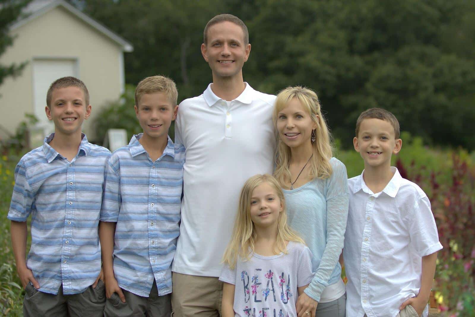 Lung Cancer Knows No Age | Lung Cancer Awareness Month Coalition